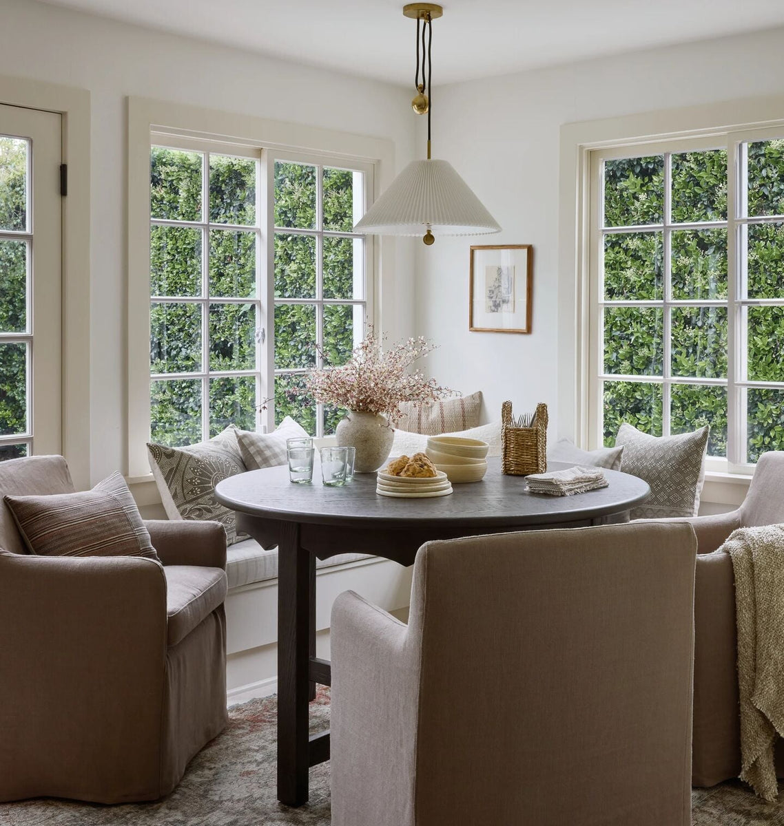 Shoppe the Look: Cheerful Breakfast Nook – Shoppe Amber Interiors