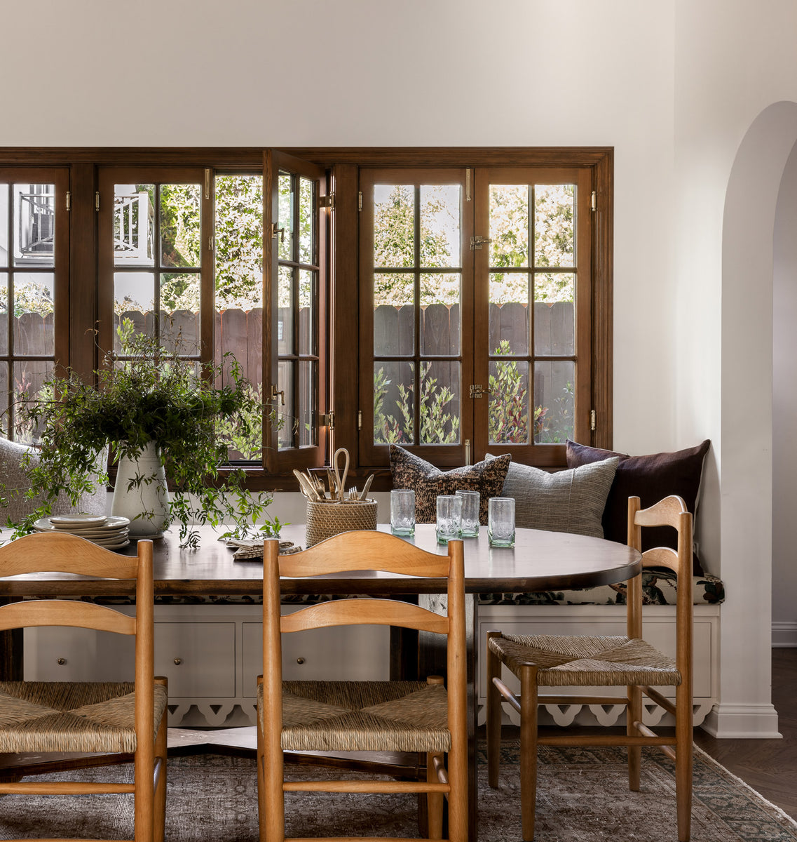 Shoppe the Look: Laid-Back Banquette – Shoppe Amber Interiors