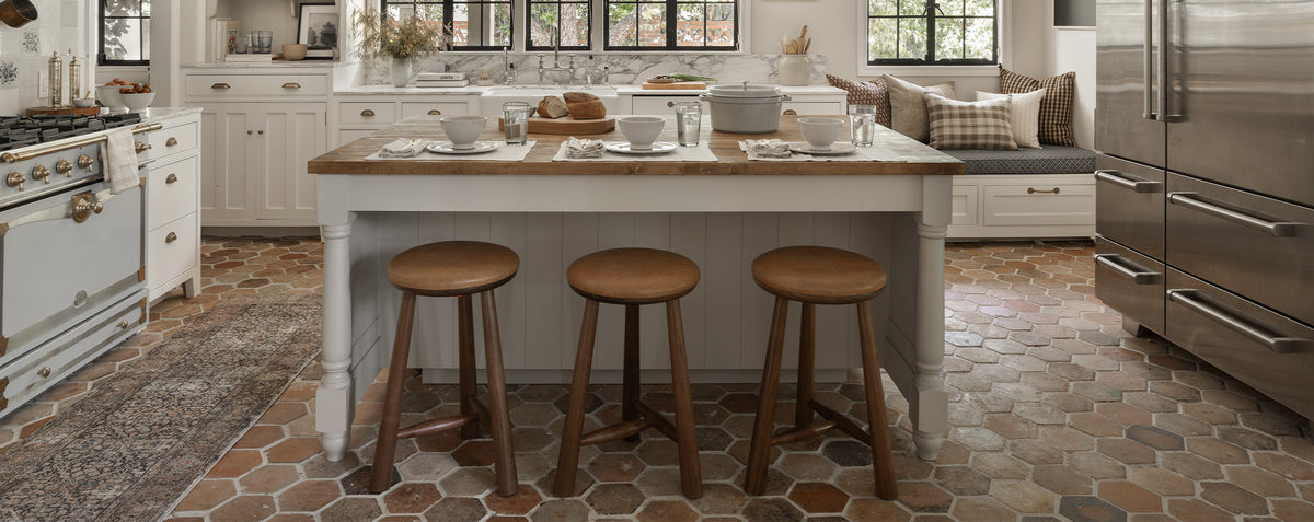 Bar & Counter Stools | Shoppe Amber Interiors