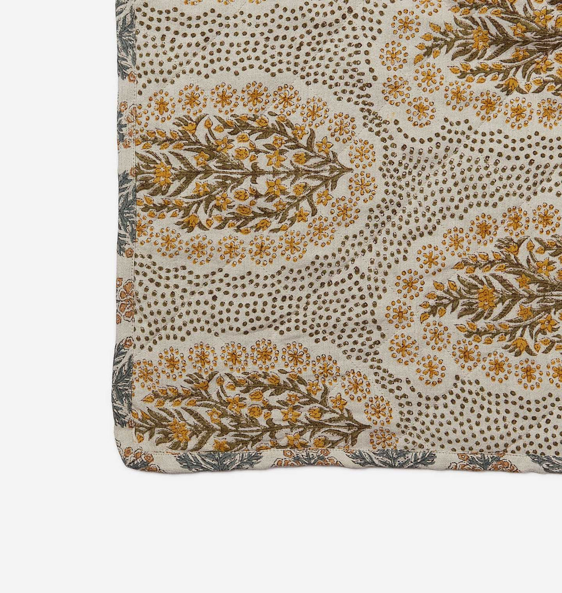 Winfleur Marigold Quilt | Shoppe Amber Interiors
