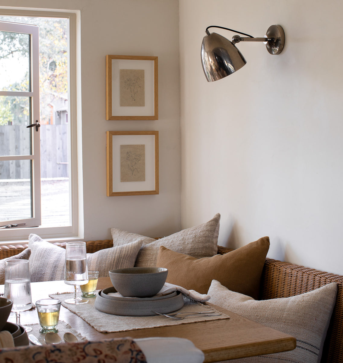 Small Contour Flower | Shoppe Amber Interiors